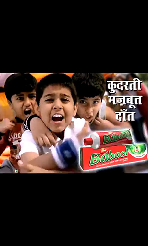 Dabur Babool: Herbal Toothpaste for Teeth Whitening | Dabur